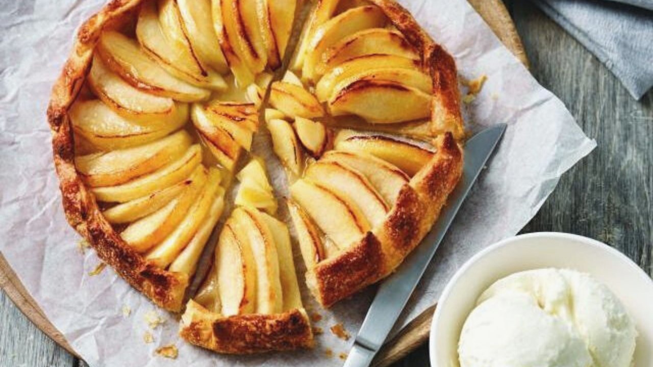 Free Form Apple Tart | Pampas