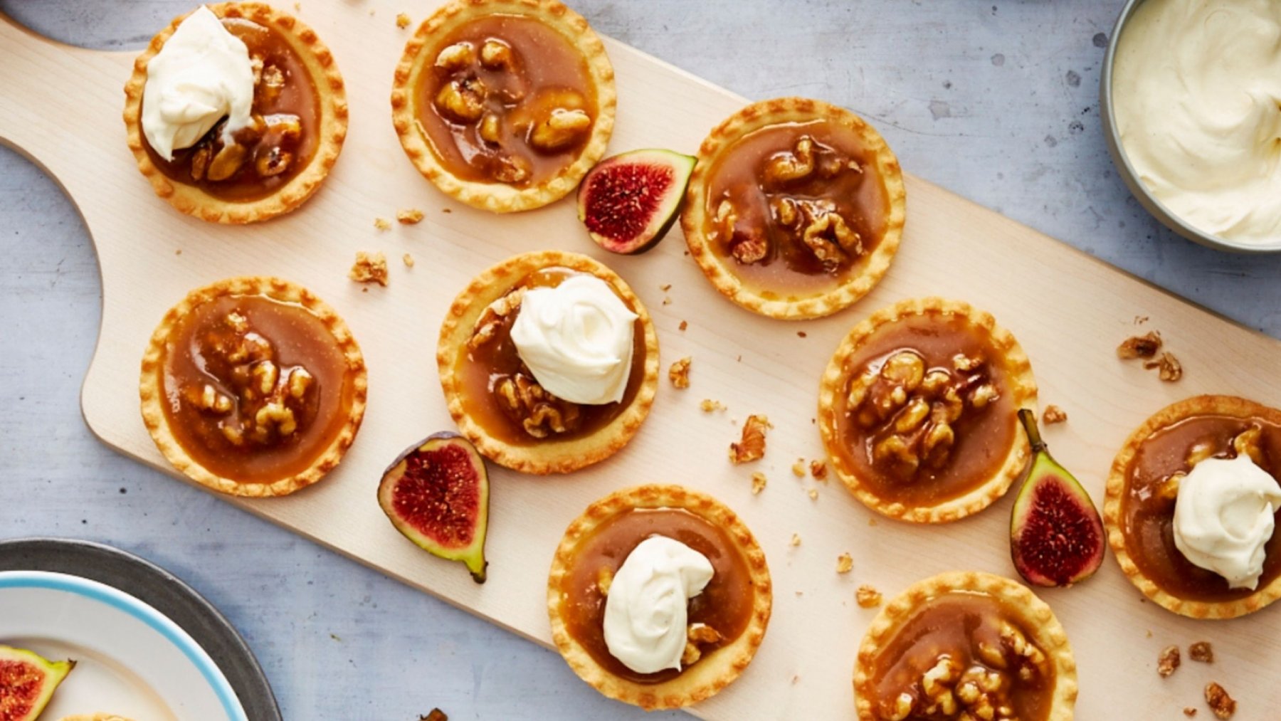 Maple Walnut Tarts with Mascarpone Cream | Pampas